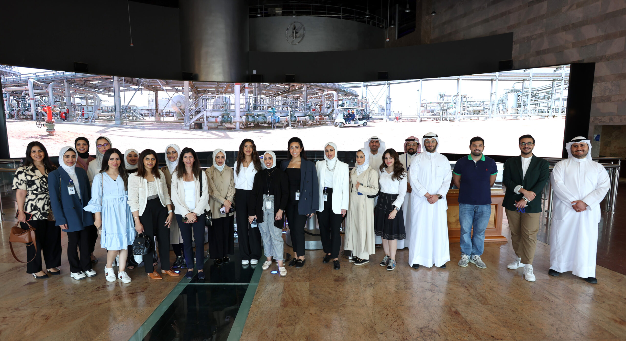 KDIPA organizes a field visit to KOC Ahmad Al-Jaber Oil & Gas ...